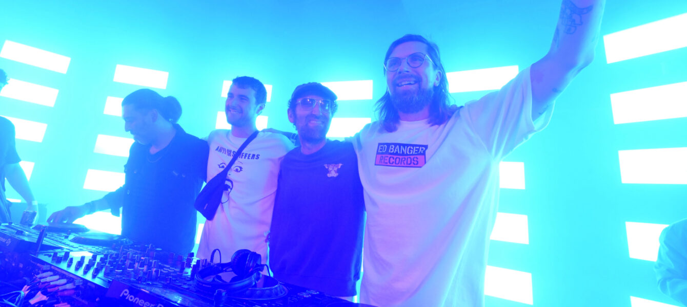 SURPRISE B2B DJ SET : THOMAS BANGALTER, FRED AGAIN, BUSY P, EROL ALKAN ...